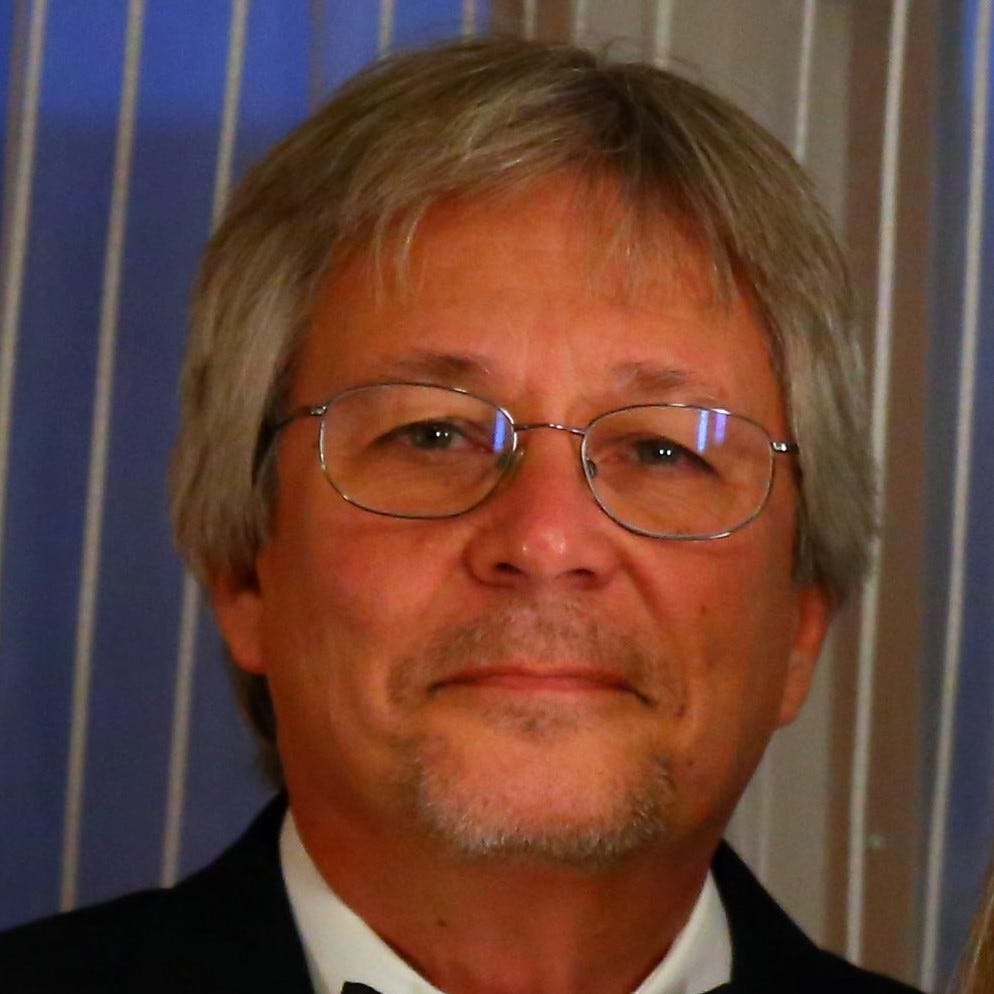Larry Howe – Medium
