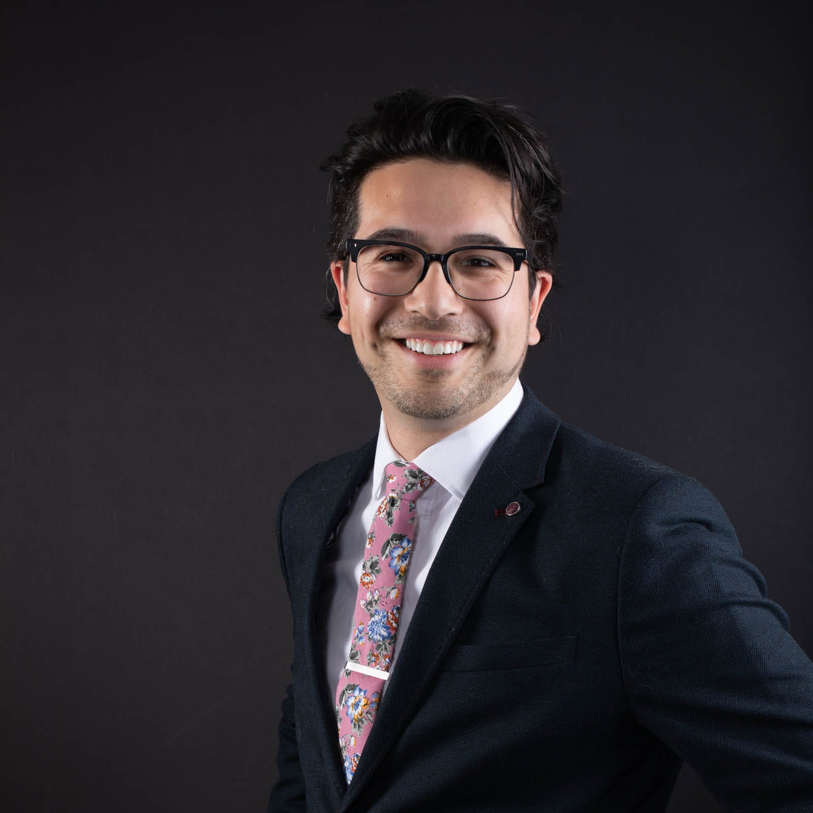 Ansel Santosa – Medium