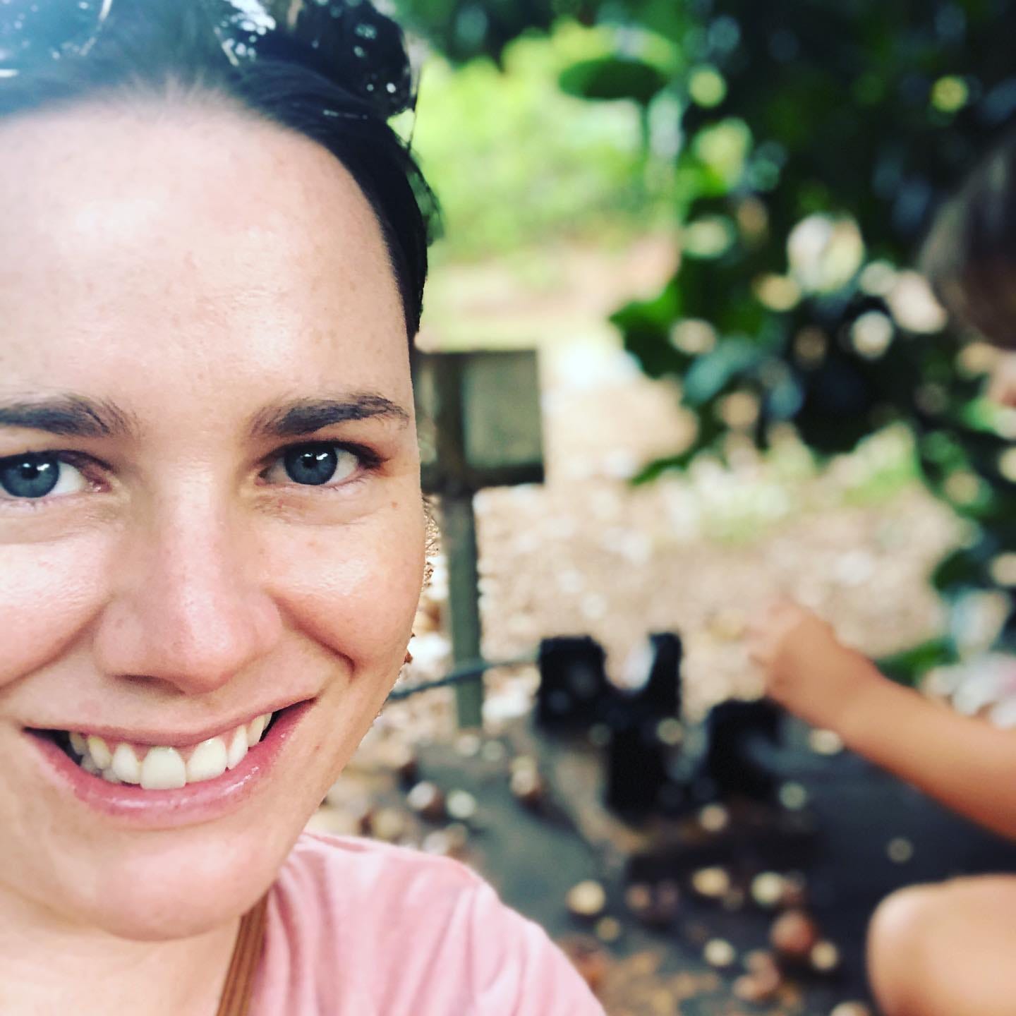 Nicky Thompson – Medium