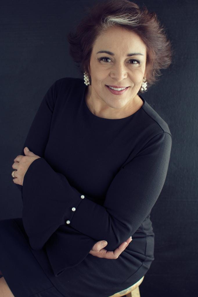 Alessandra Choairy Myrrha – Medium