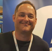 Werner Vermaak – Medium