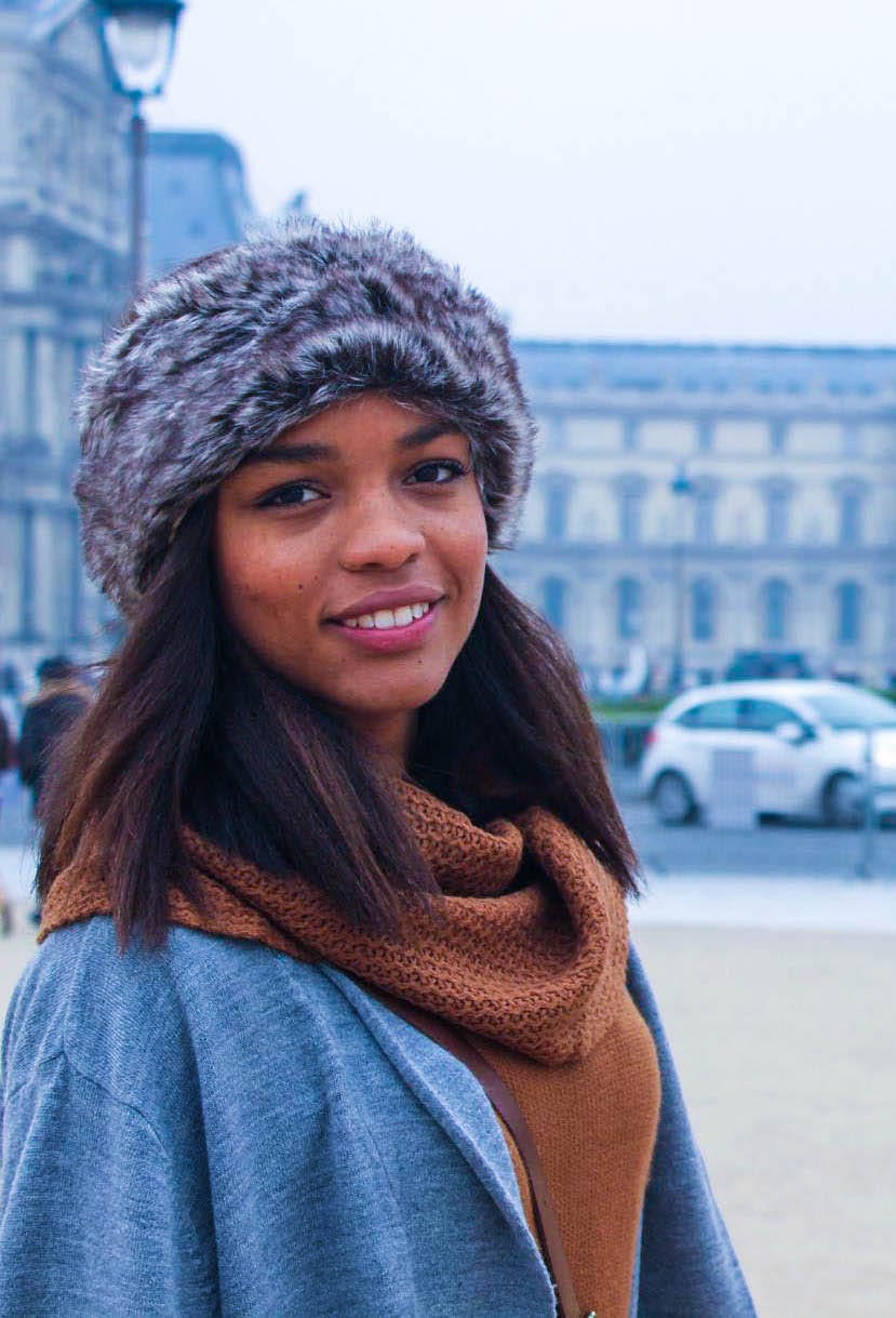 Saphie Abayomi – Medium