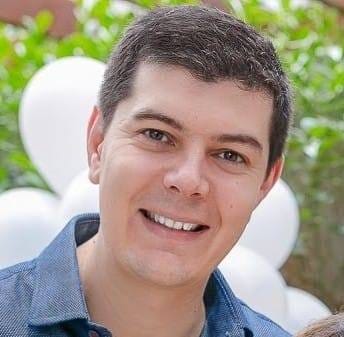 Adilson Simões – Medium