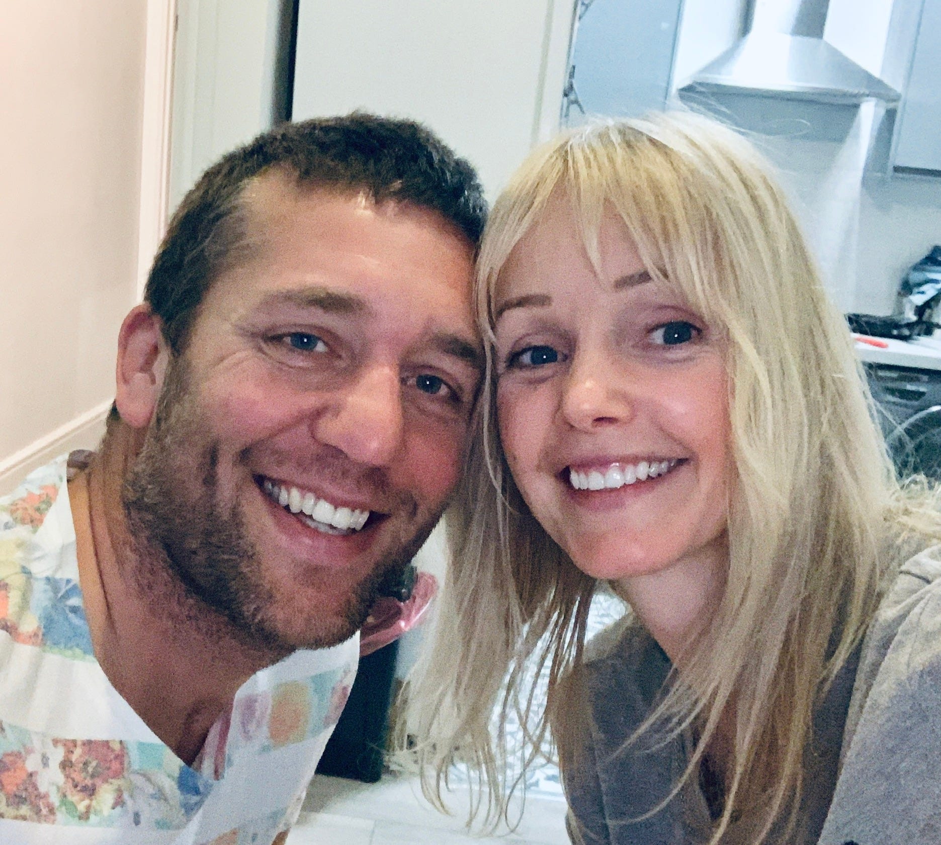 Ali Scott – Medium