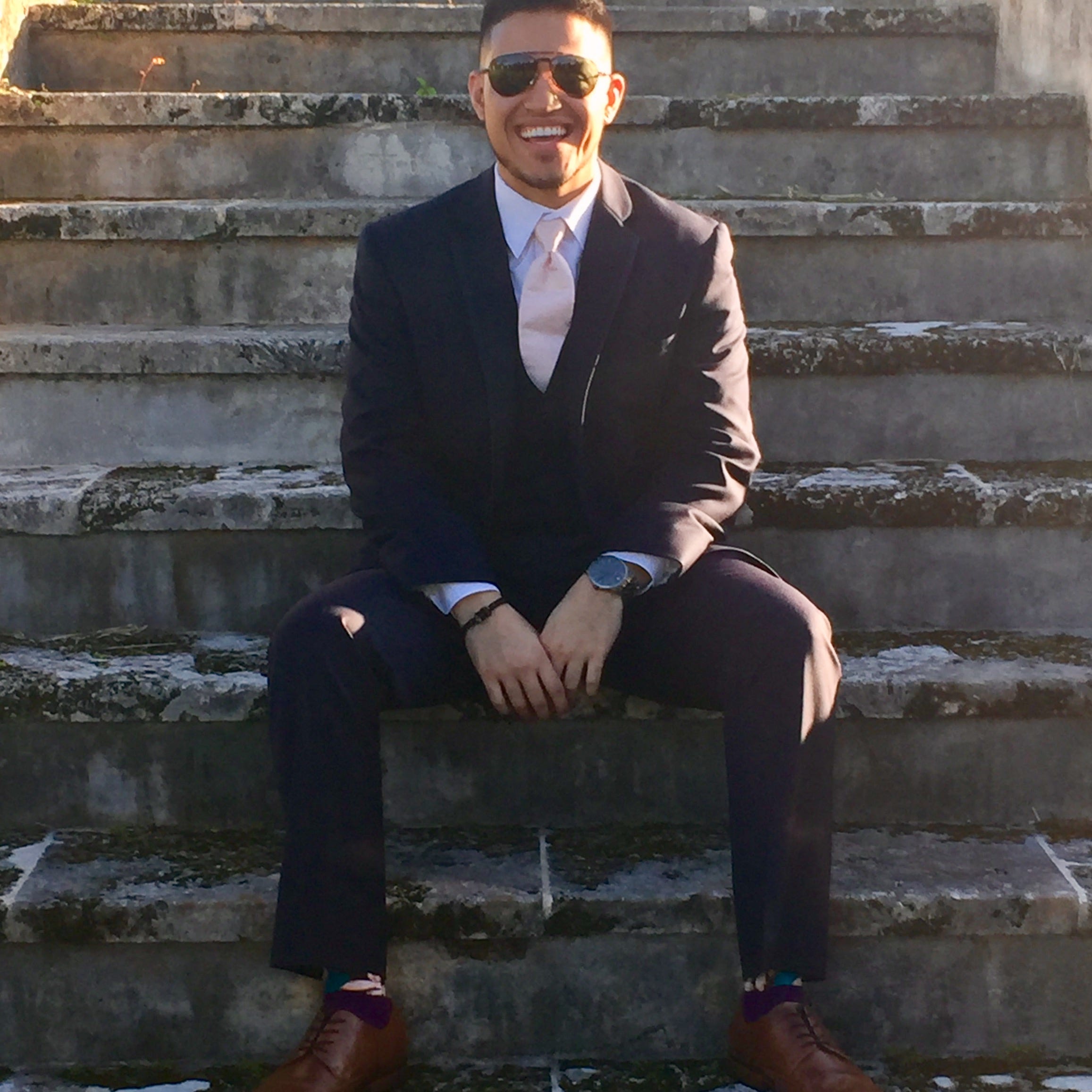 Erick Velasco – Medium