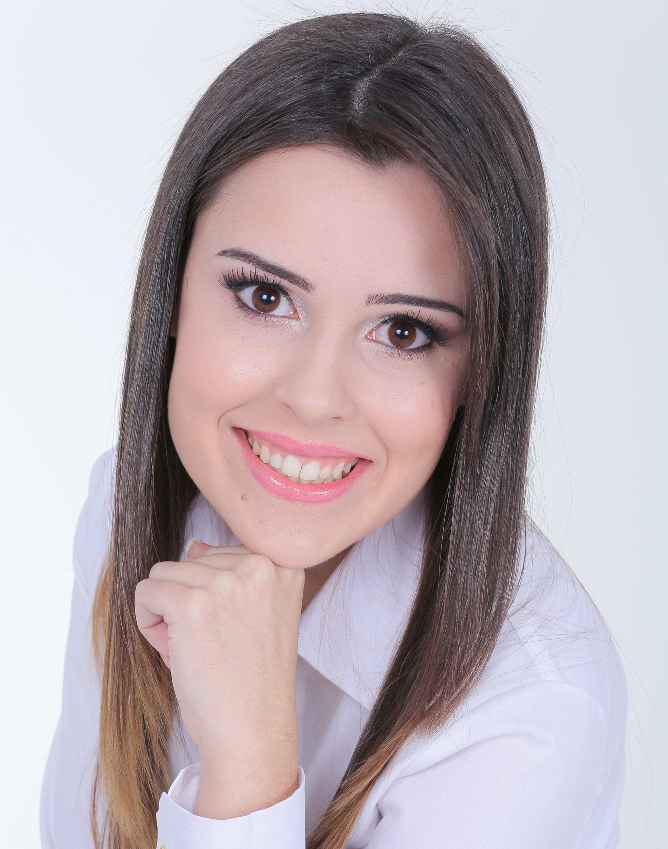 Luana Baltazar – Medium