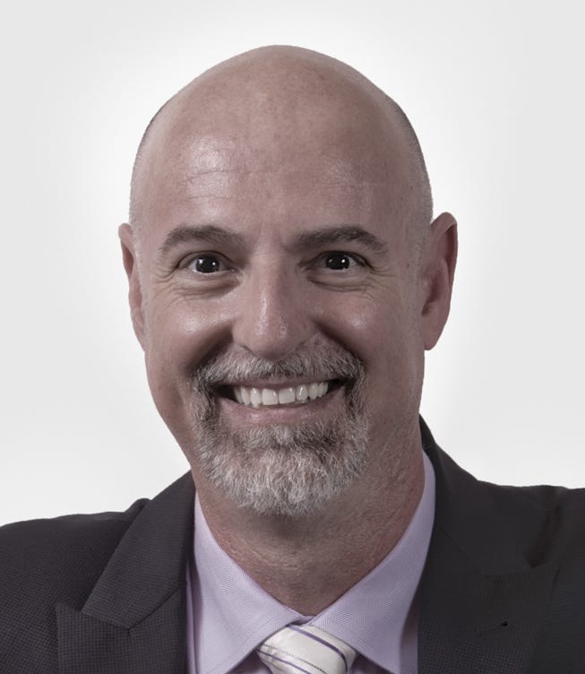 Ray van Straten – Medium