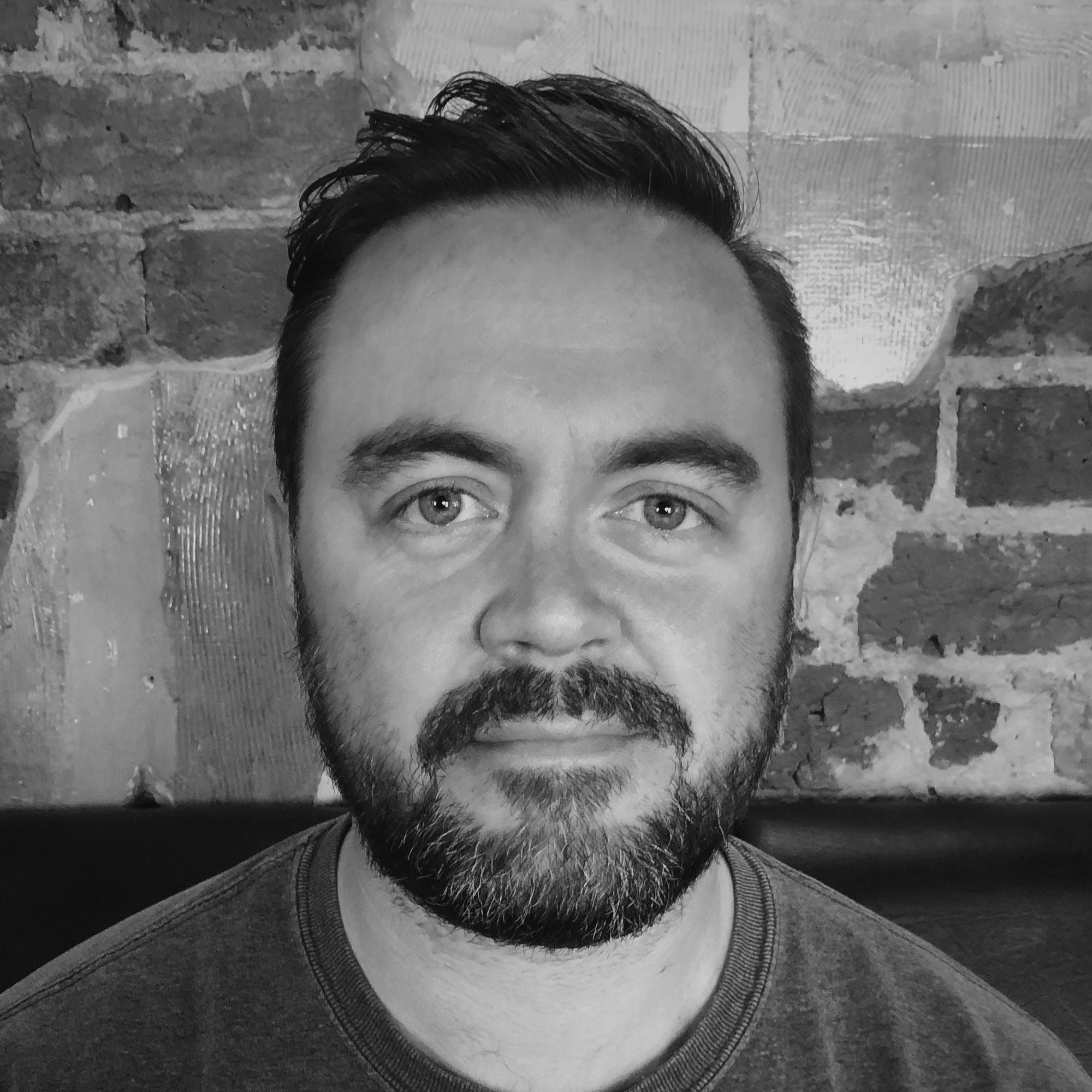Steven Hart – Medium