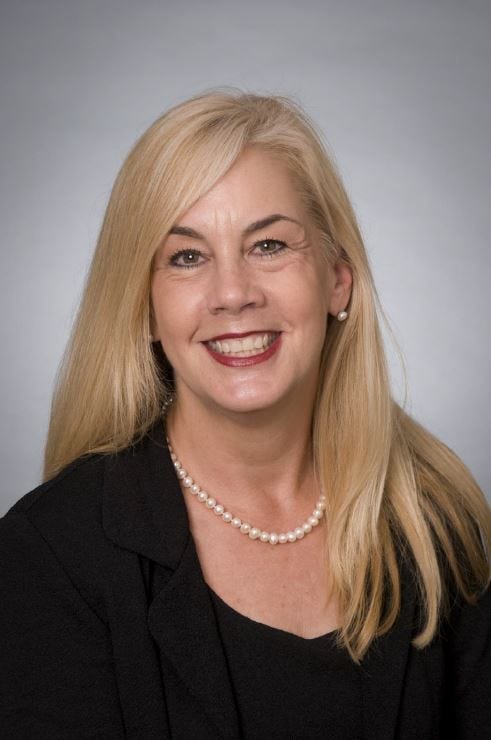 Kay Johnson Smith – Medium