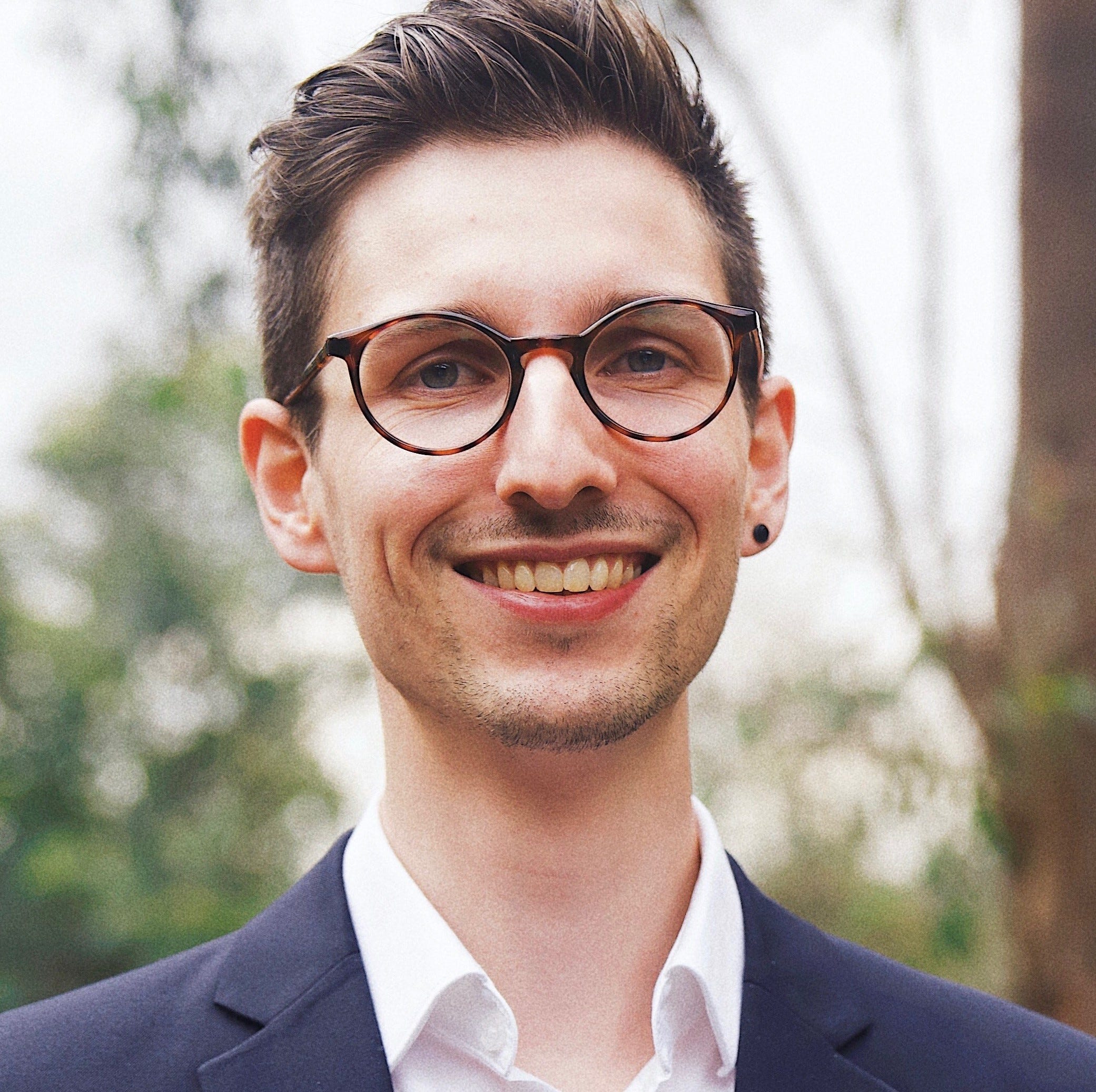 Jack Walker – Medium