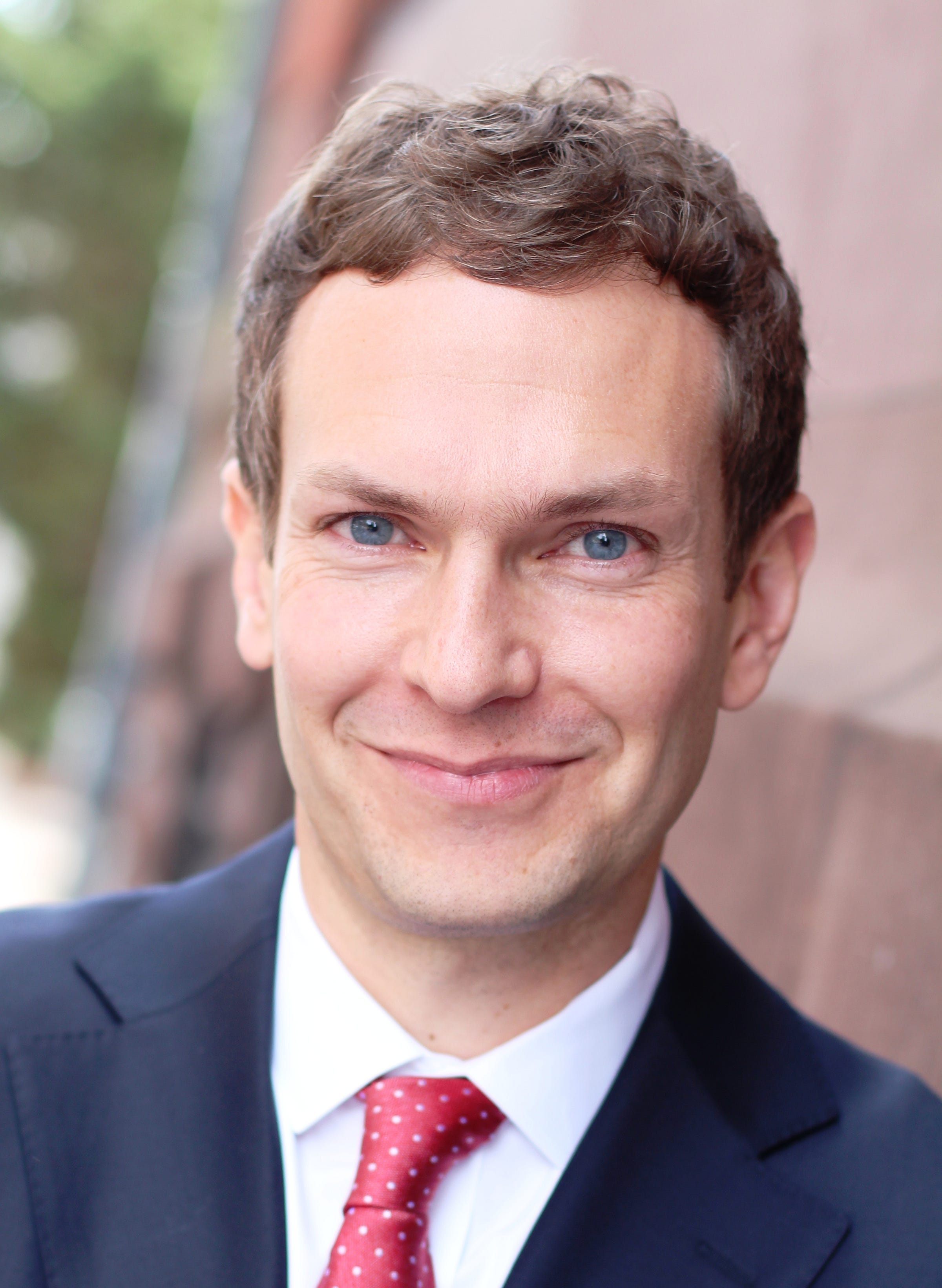 Jesse Klaproth – Medium