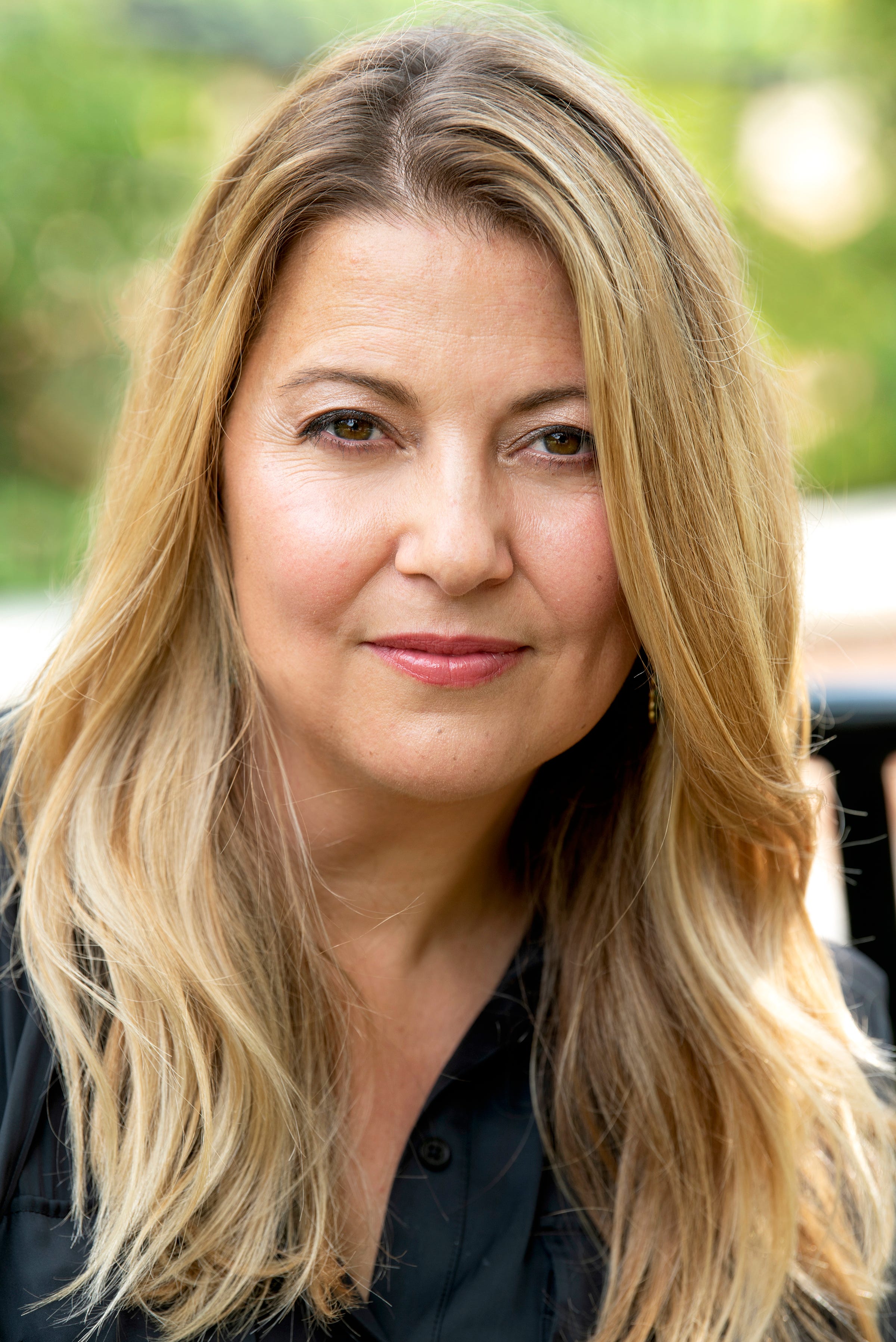 Caroline Chubb Calderon – Medium