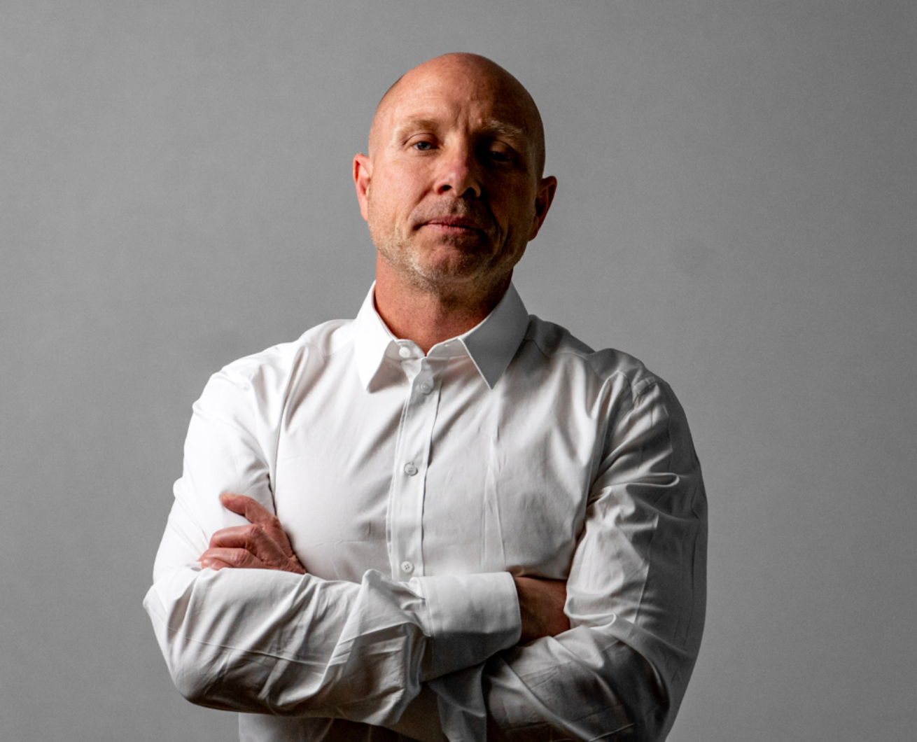 Adam Harrington – Medium