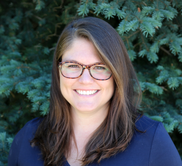 Liz Pettit – Medium