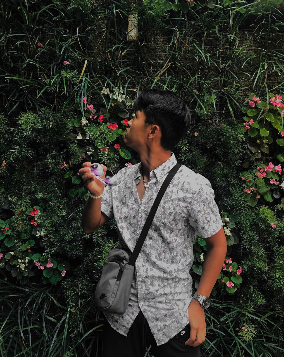 Iván Zheng – Medium