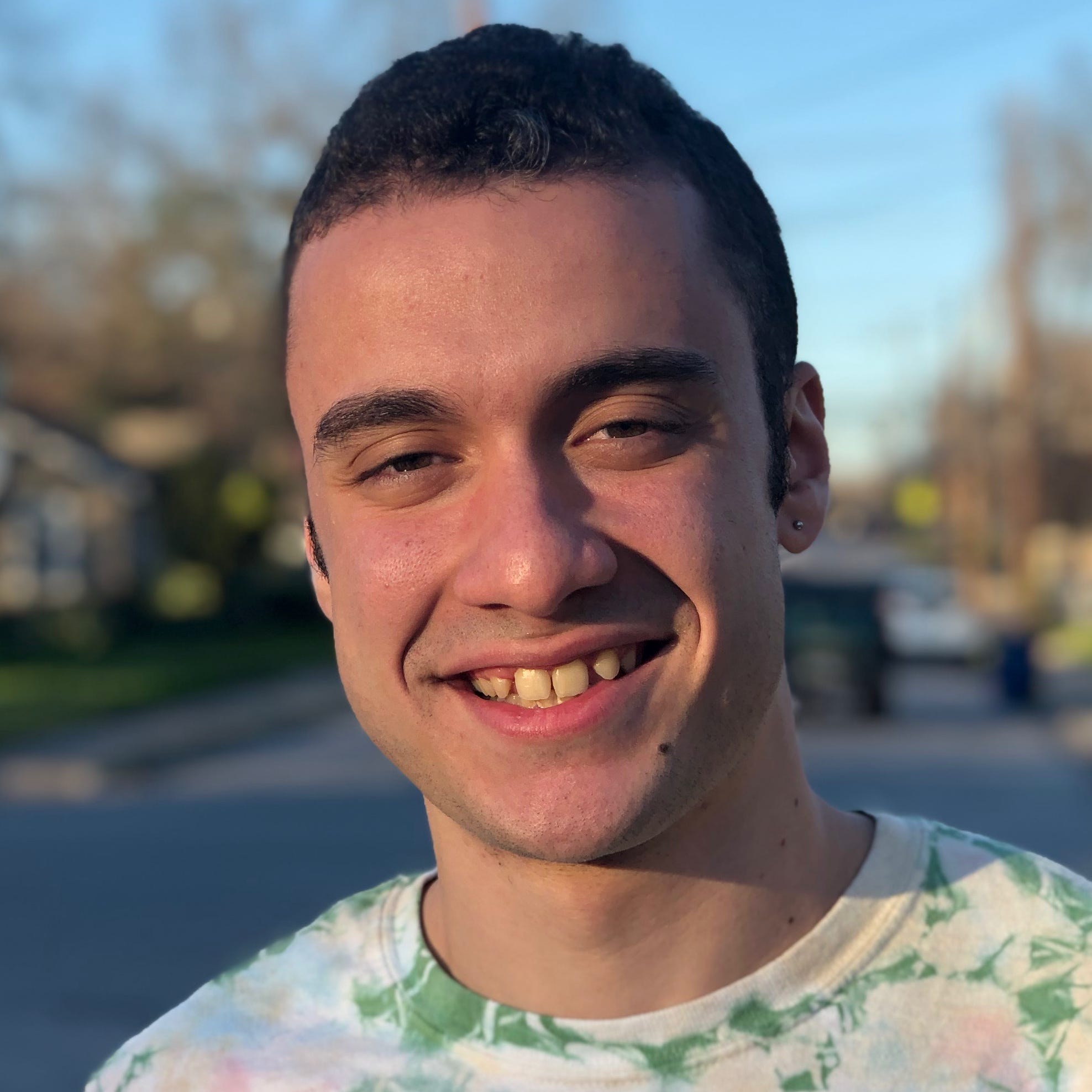 Sami Jamal Ellougani – Medium