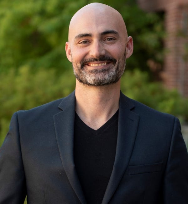 Kevin Buffardi – Medium