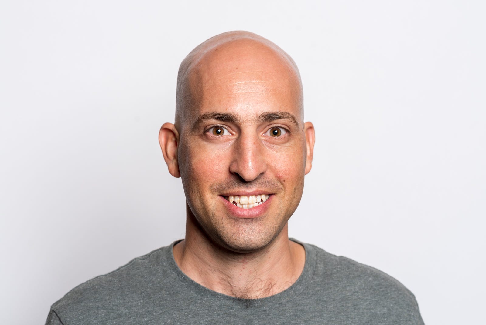 Itamar Yona – Medium