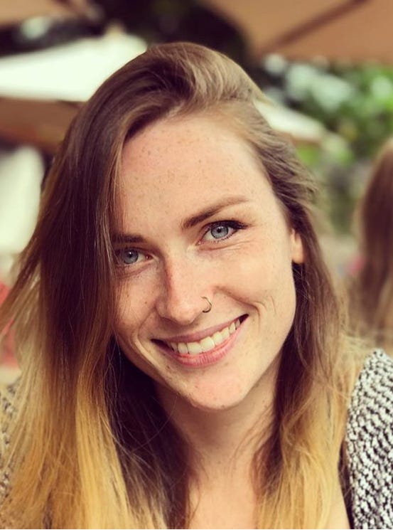 Alexandra Clarke – Medium