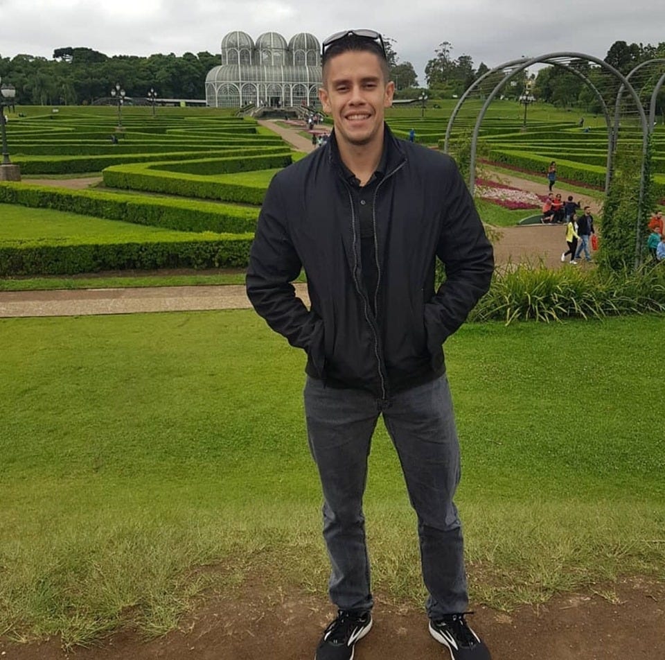 Rodrigo Carvalho – Medium