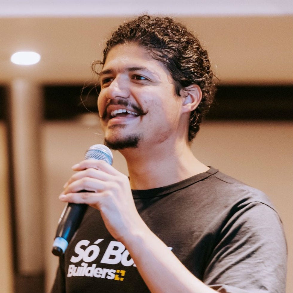 Walter Souza – Medium