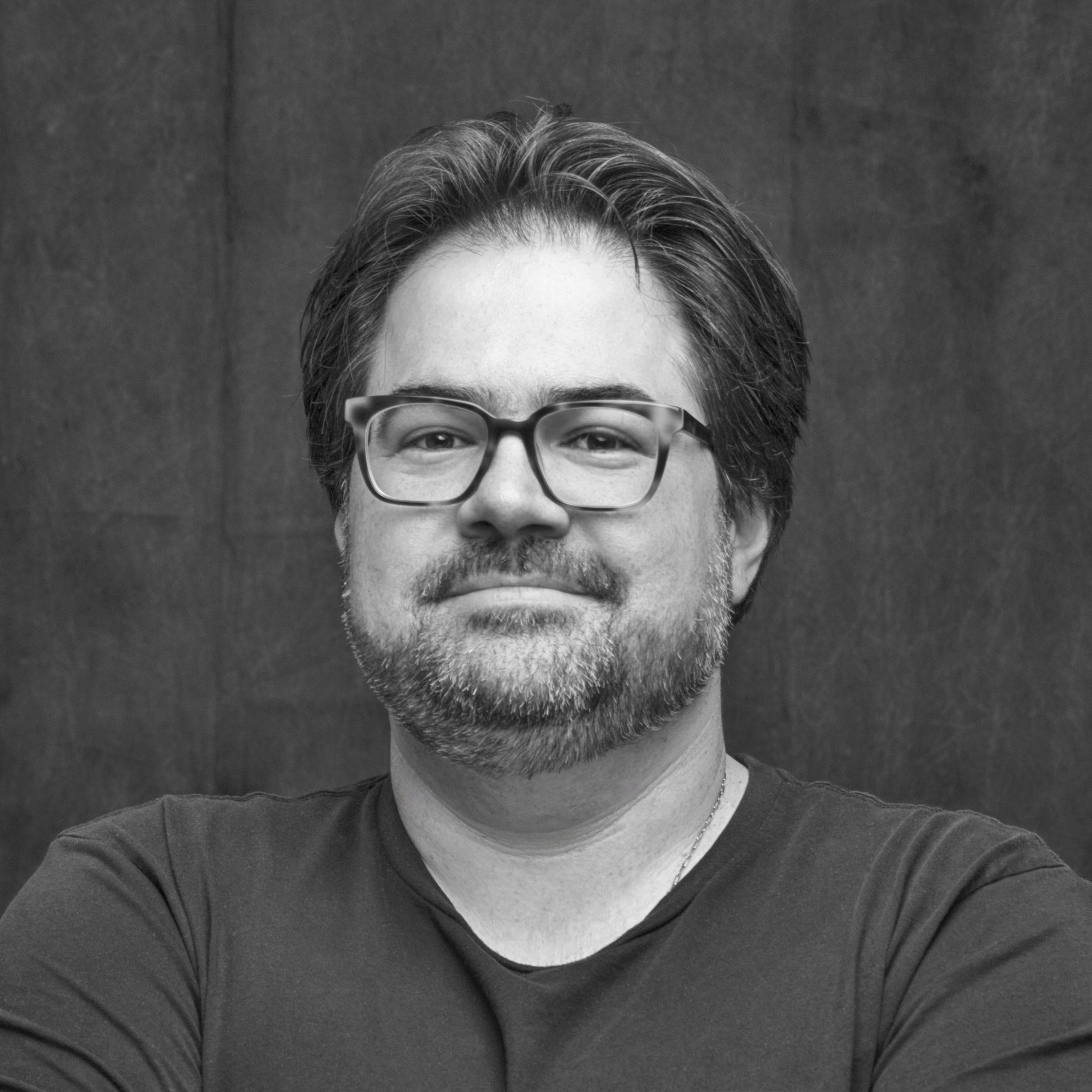 Marcelo Perrone – Medium