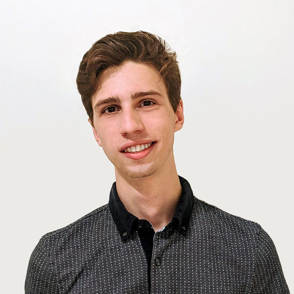 Justin Carlson – Medium