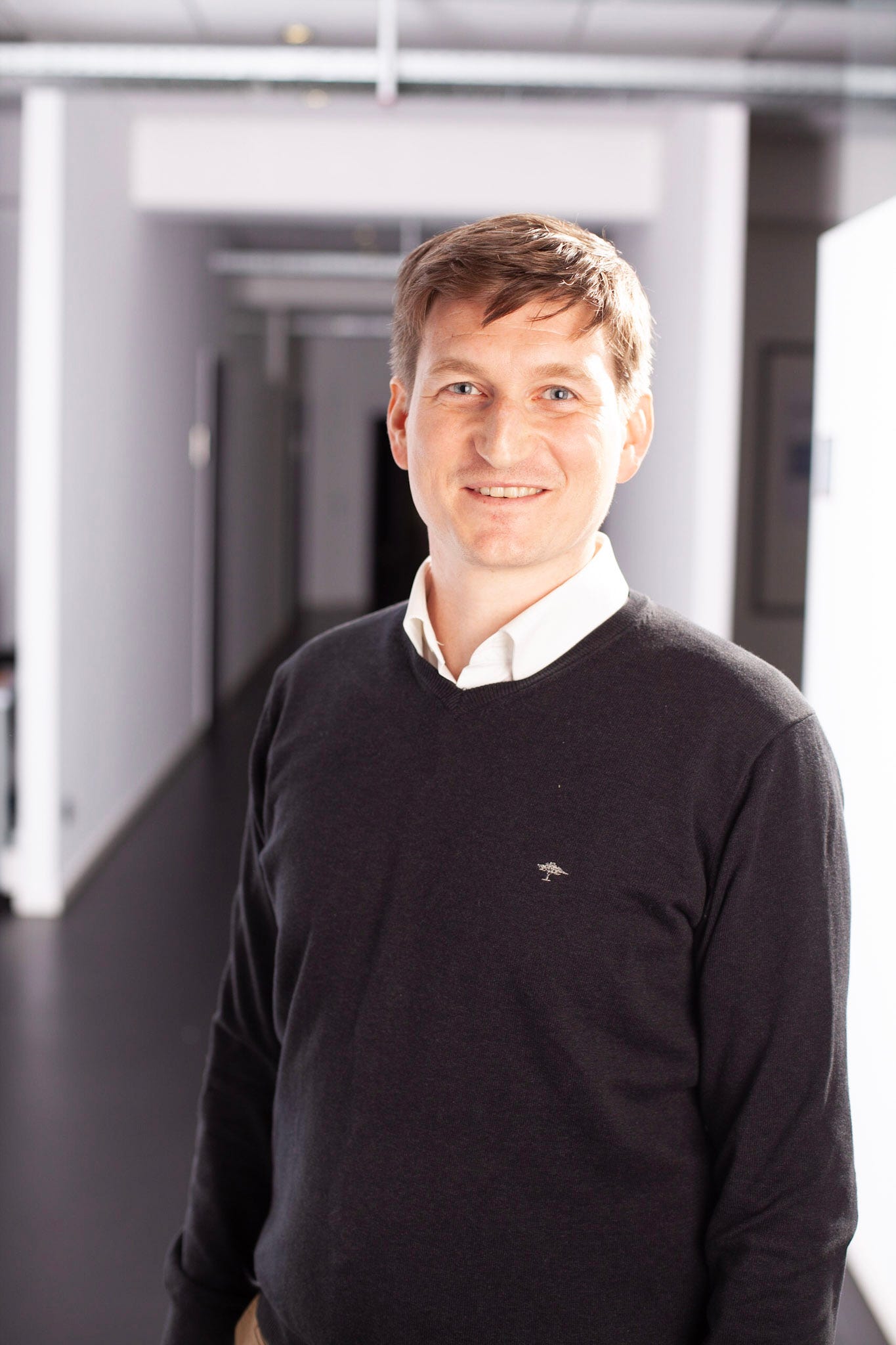 Marco Rico – Medium