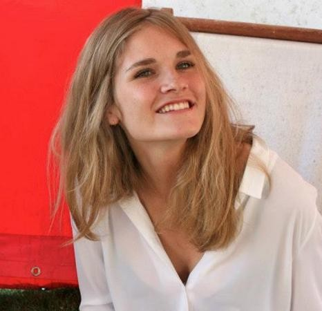 Alice Deveaux – Medium