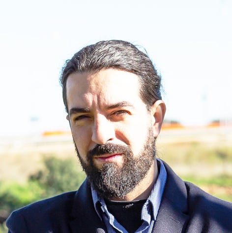Sergio Valenzuela – Medium