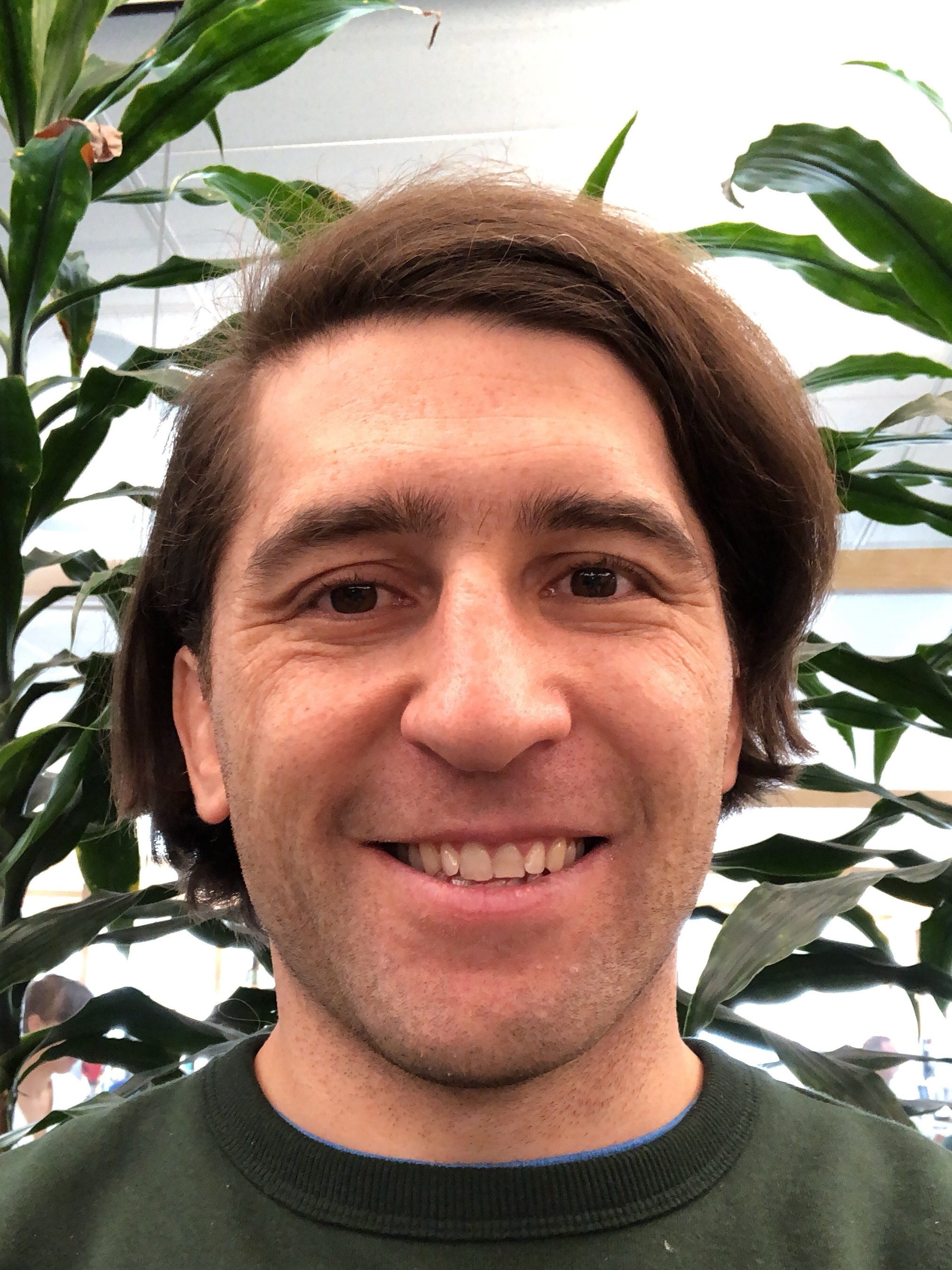 Carlos Blanco – Medium