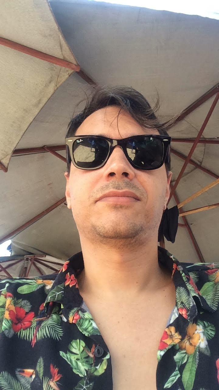 Pedro Mendes – Medium