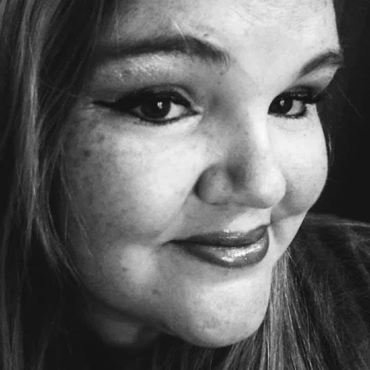 Emily Genther – Medium