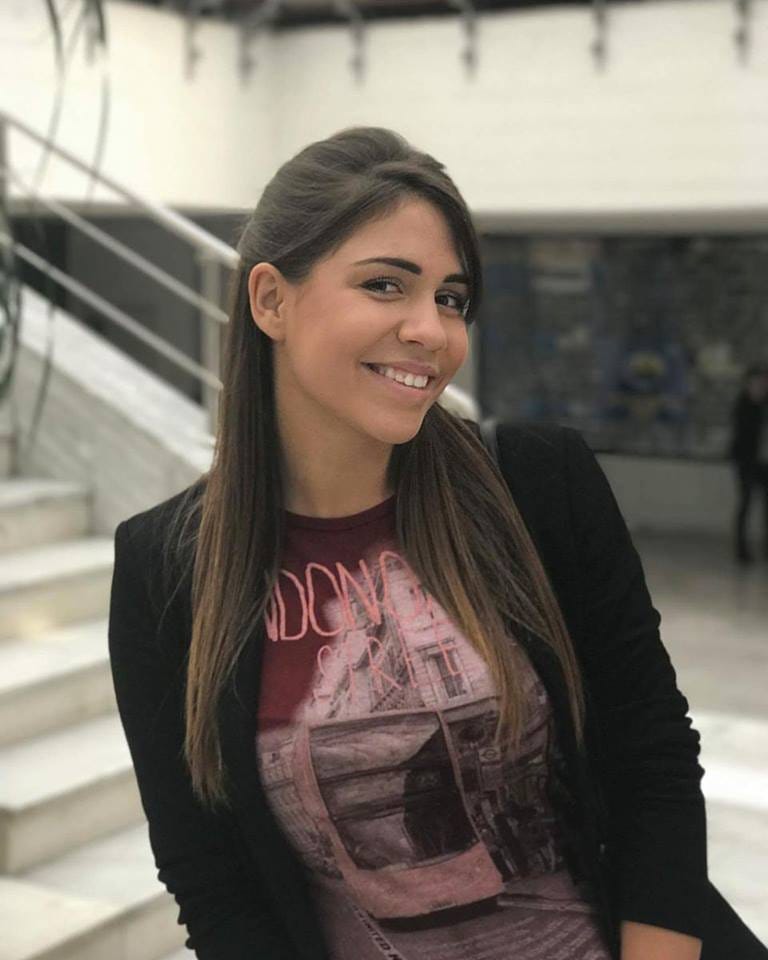 Ema Jovanovska – Medium