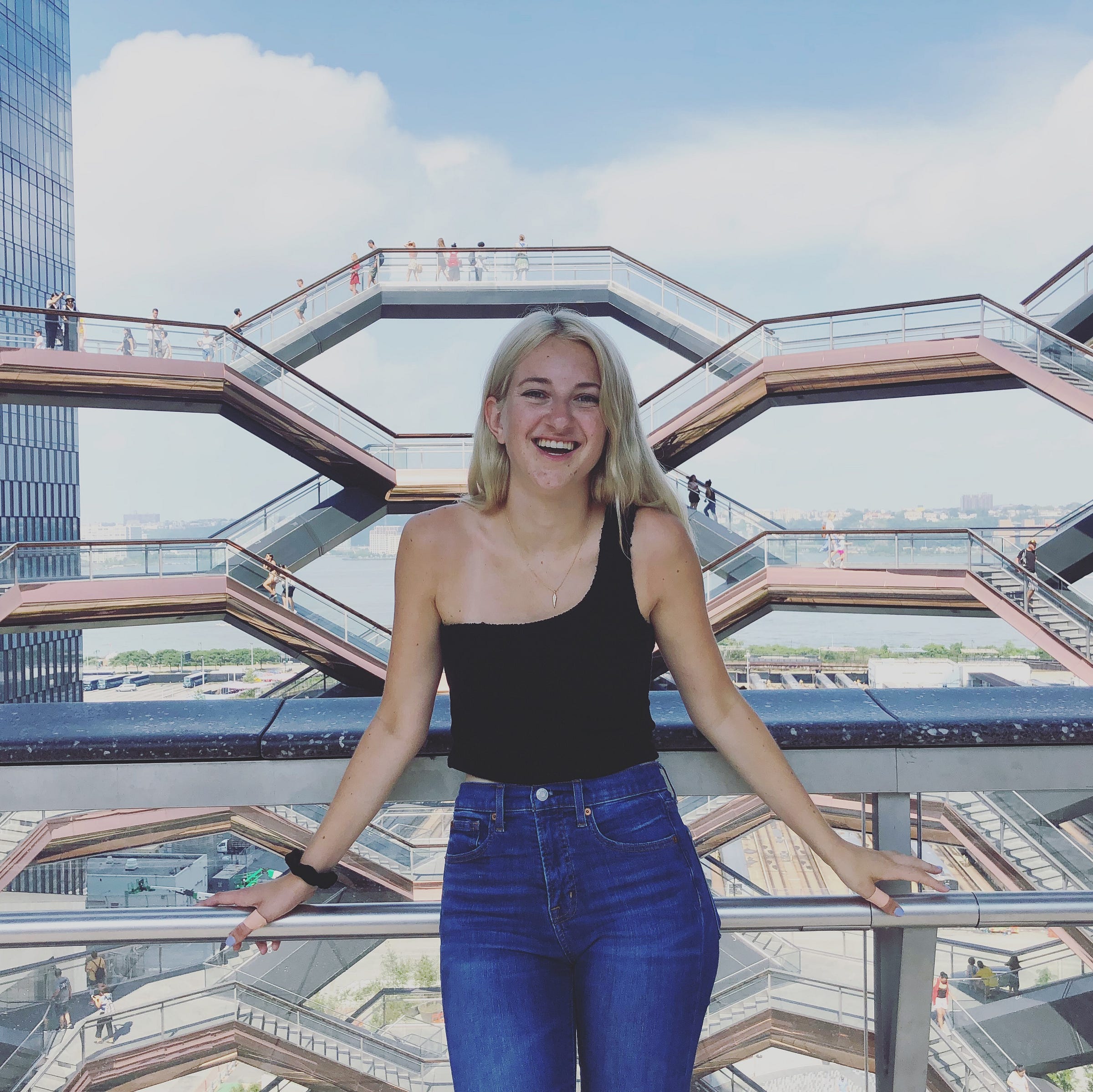 Hayley Miller – Medium