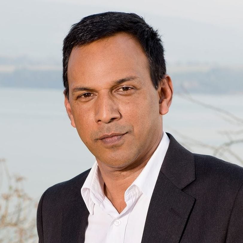 Ray Naguran – Medium