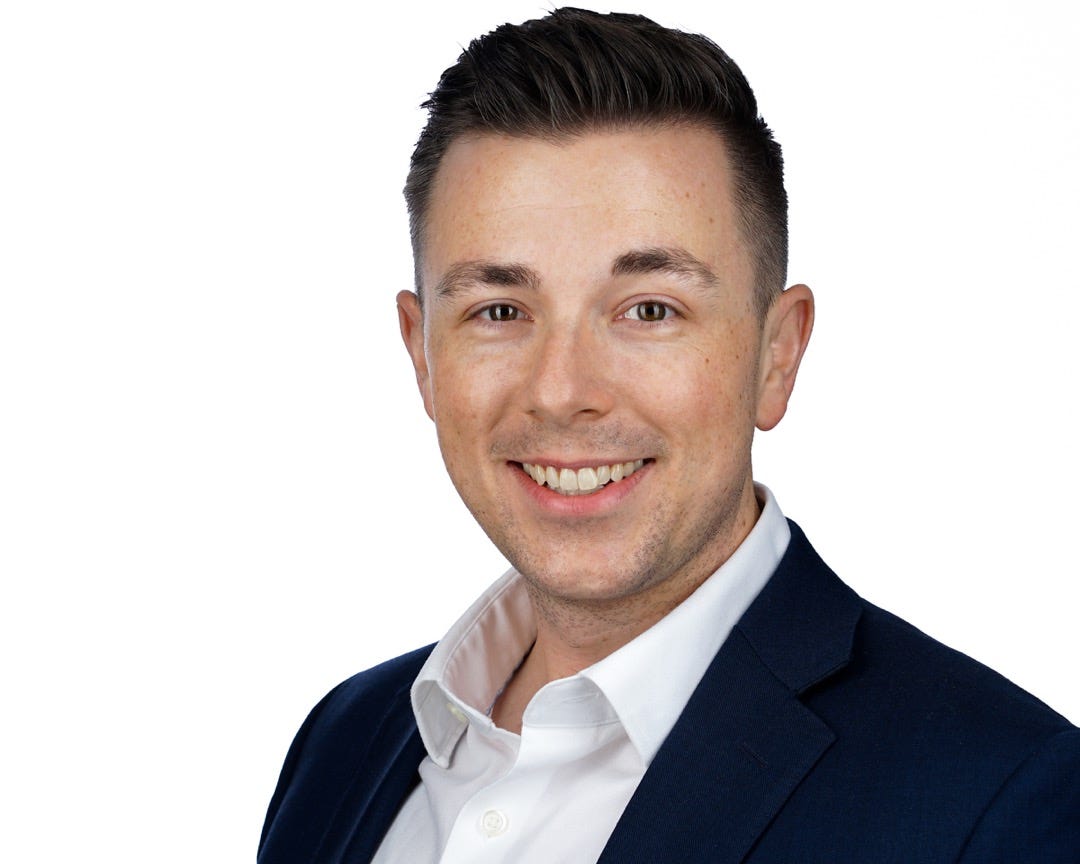 Lawrence Madison Weikum – Medium