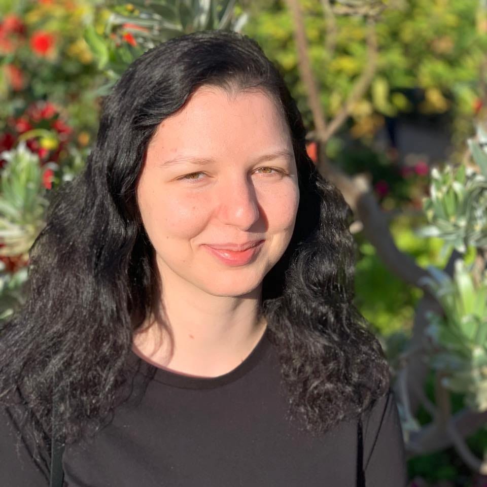 Maria Ilie – Medium