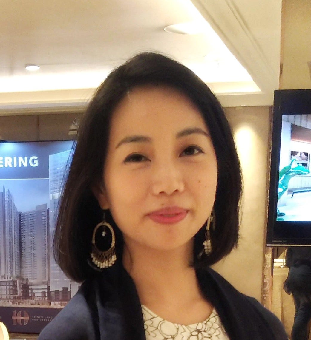 Jan Livia Tiu – Medium