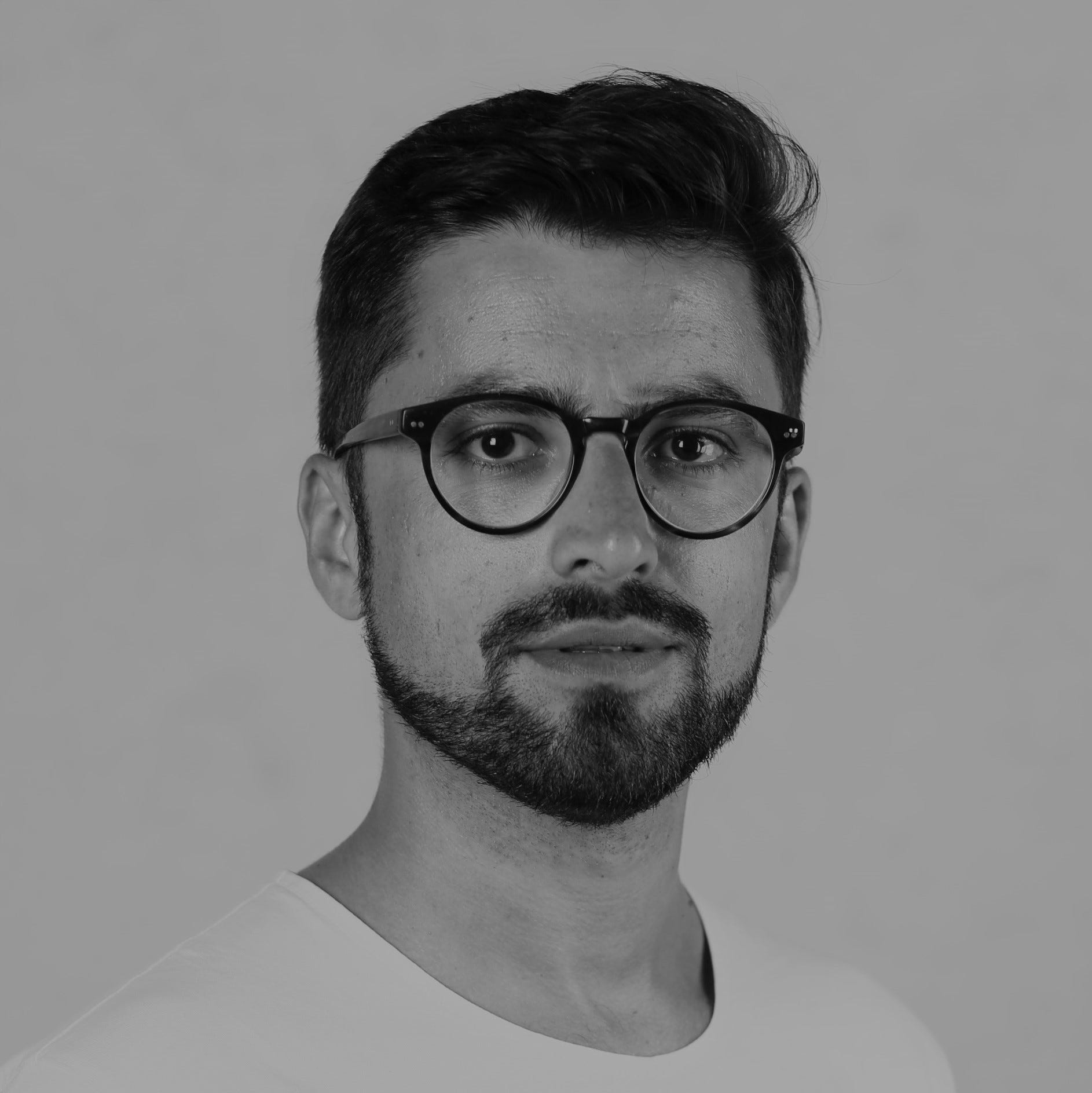 Diogo Pinheiro – Medium