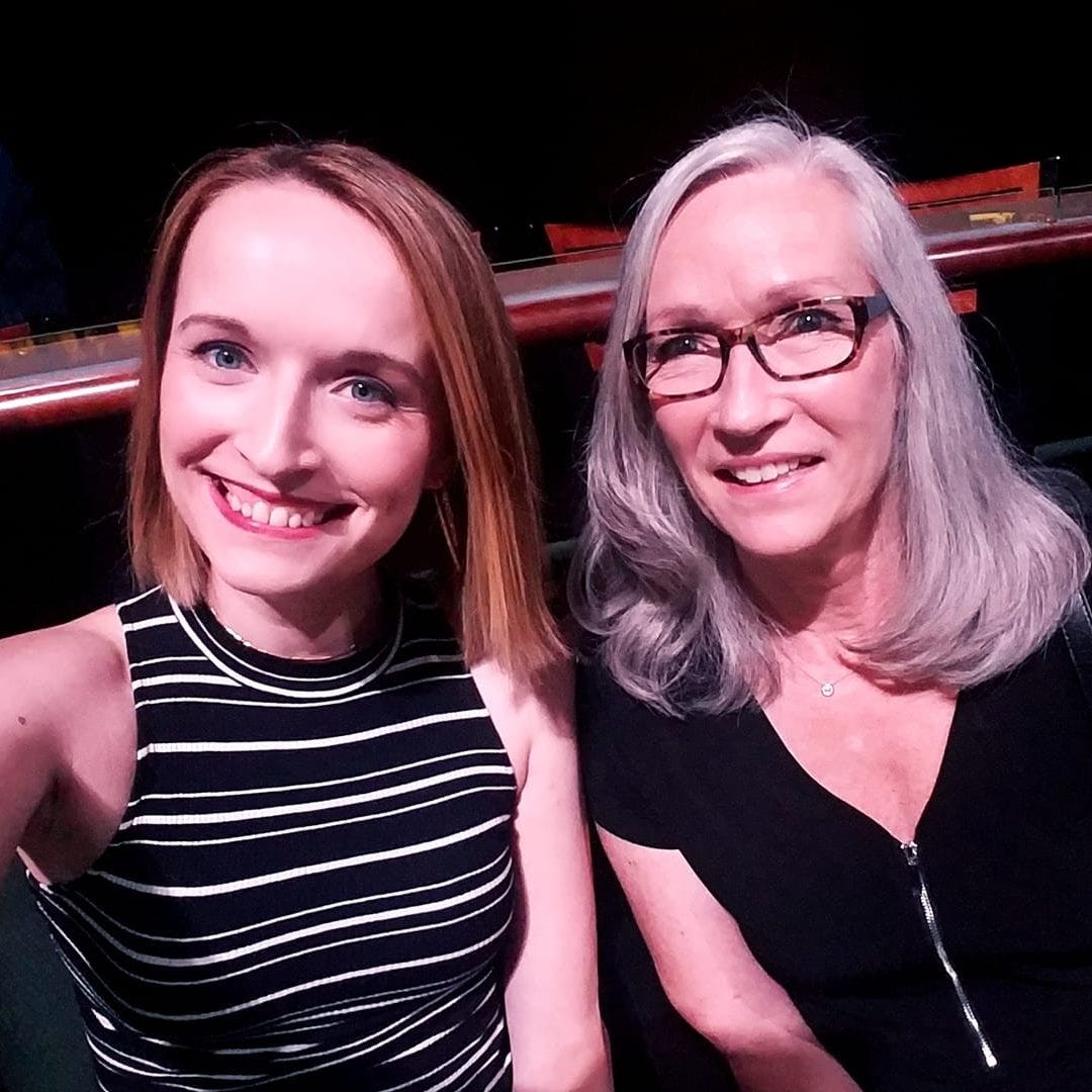 Anna Hobart – Medium