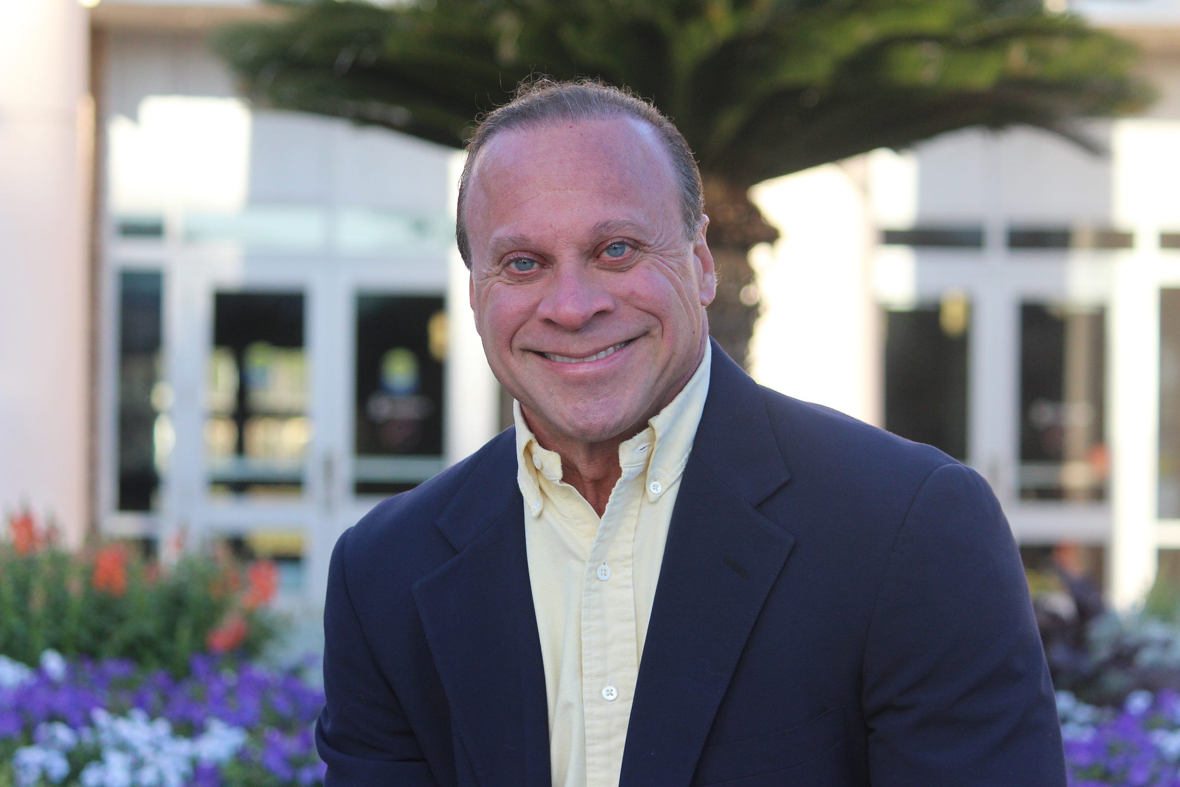 Bob LeFavi – Medium