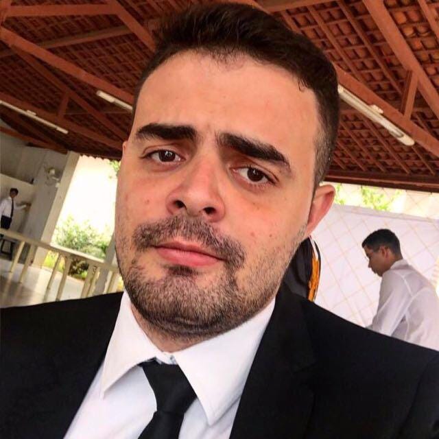 Gabriel Melo – Medium