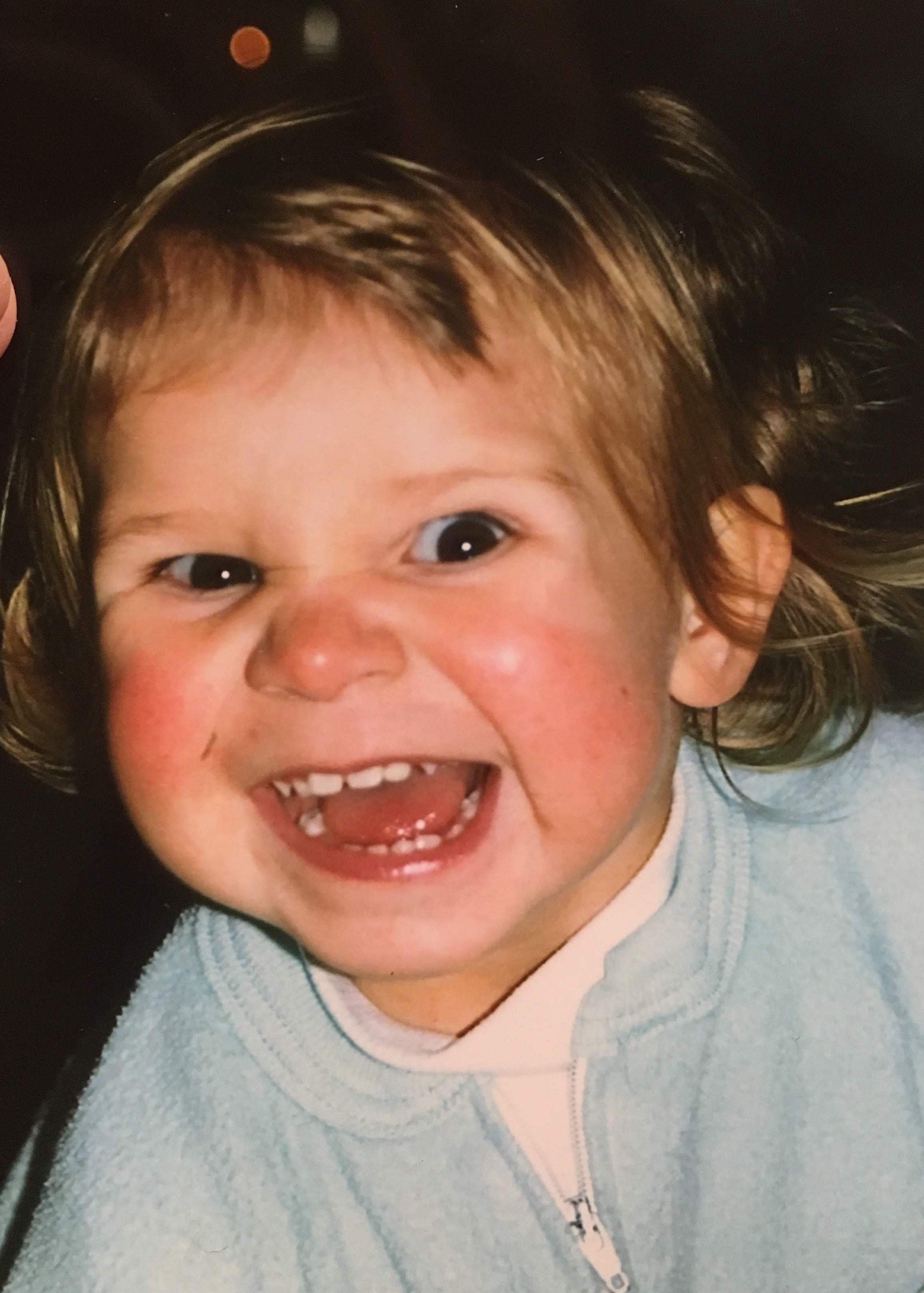Amanda Nielsen – Medium