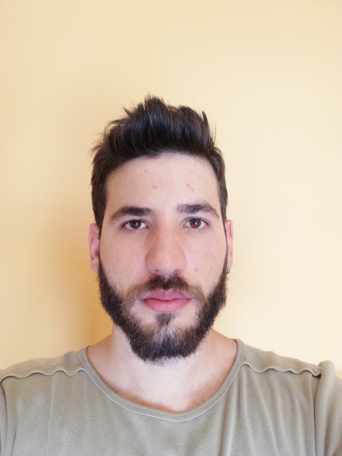 Dimitris Mallios – Medium