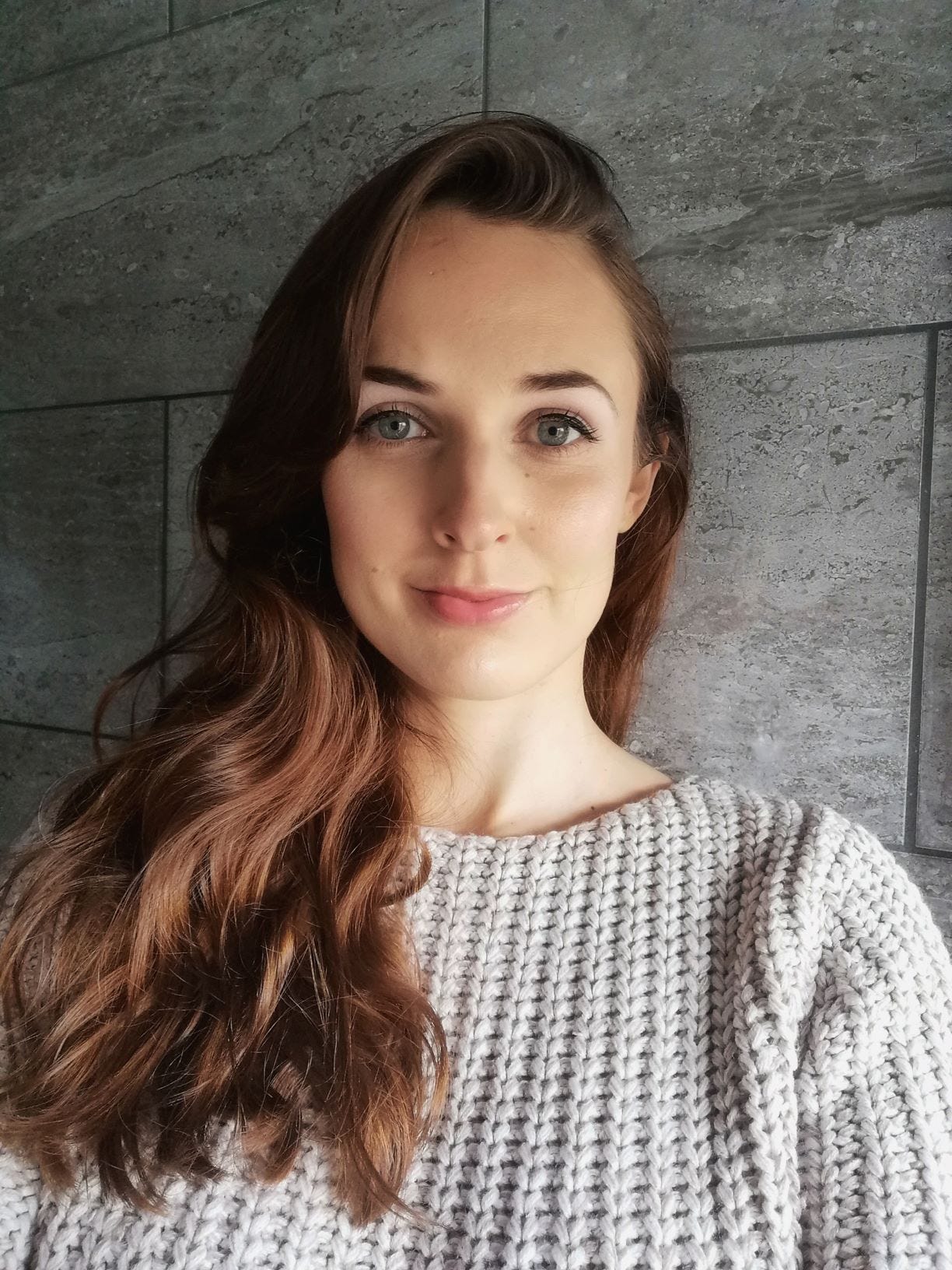 Hannah Craven – Medium