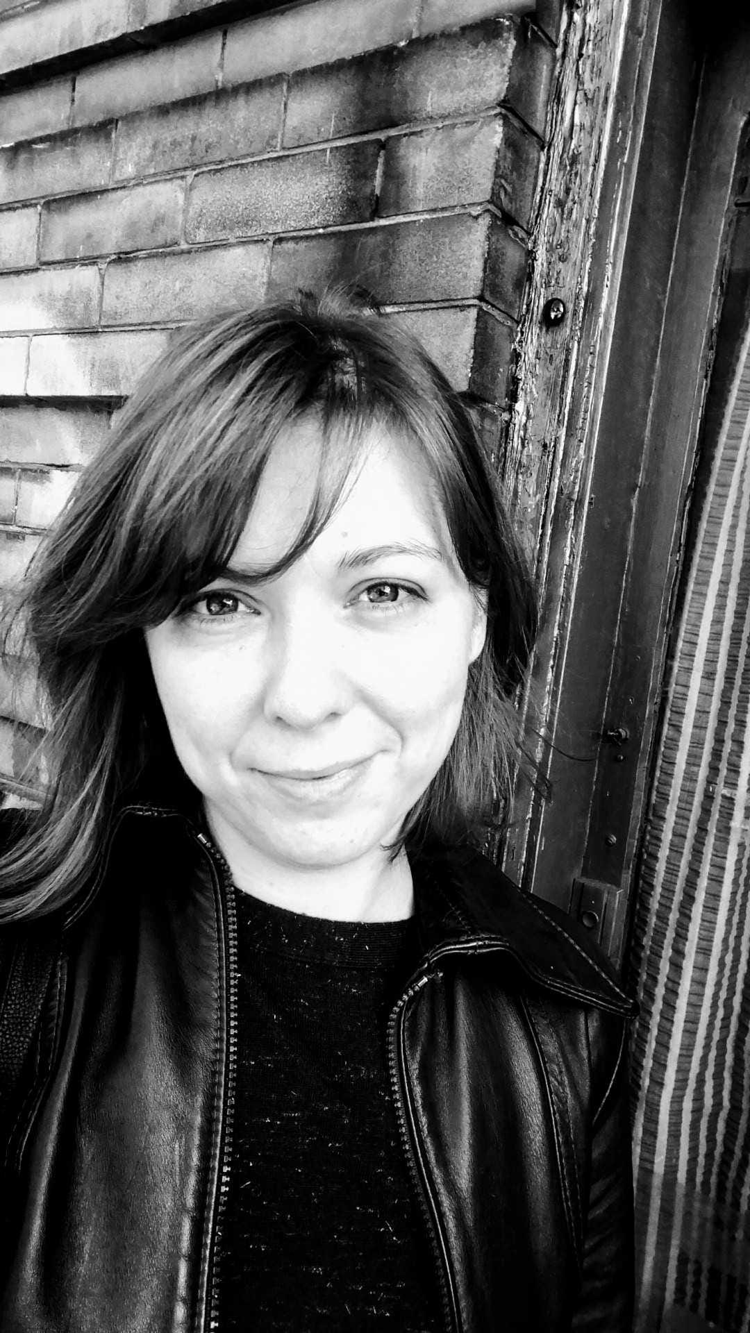 Lori Steuart – Medium