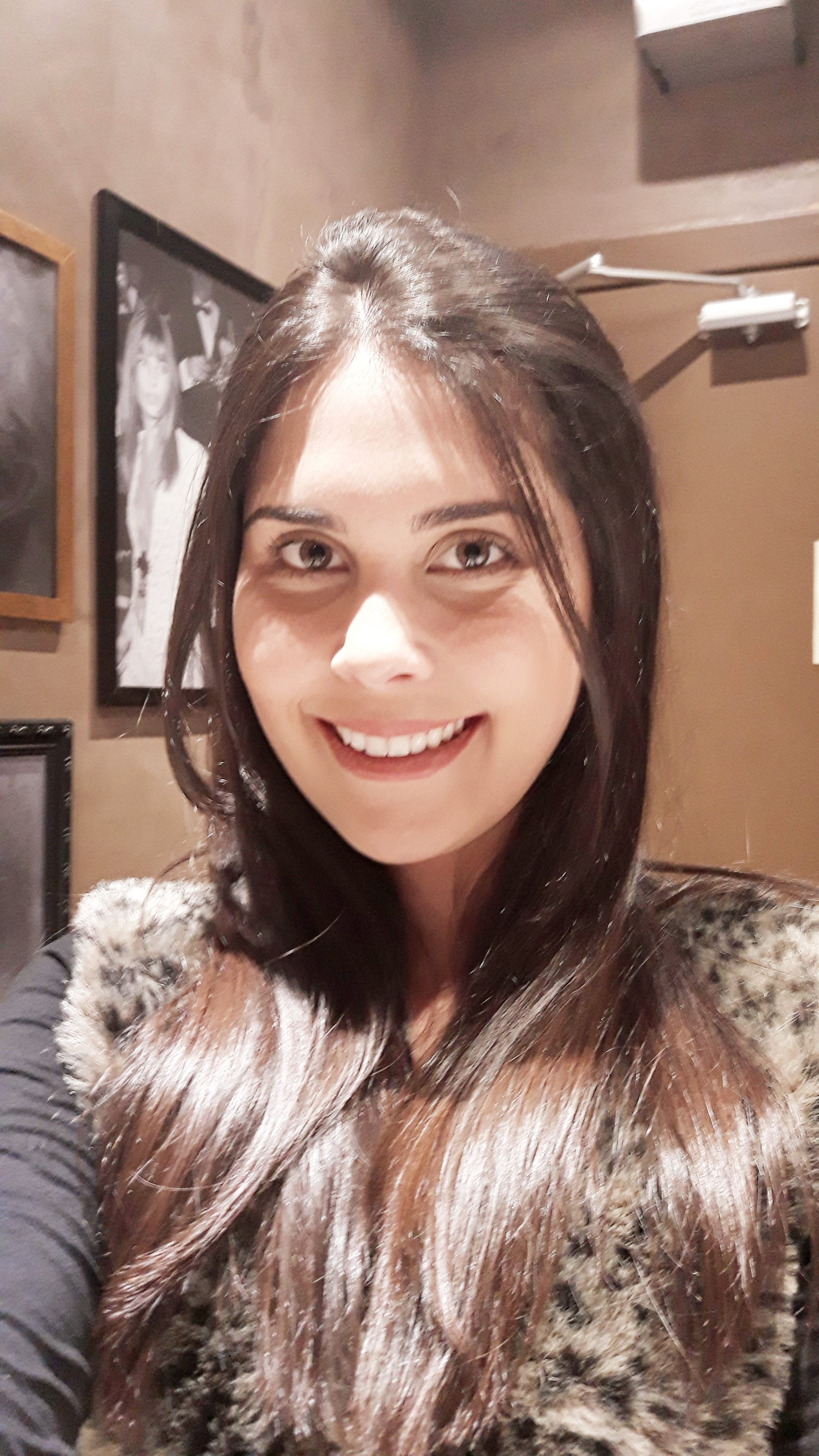 Marina Mendes – Medium