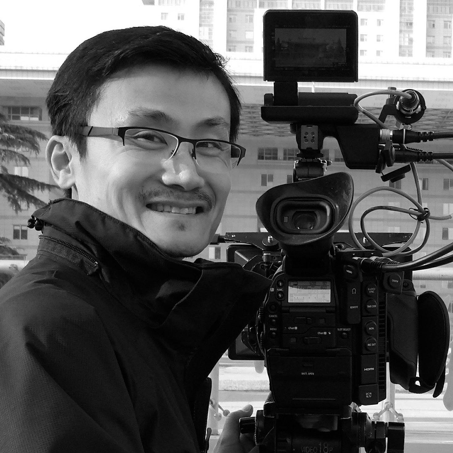 Su Jian Ping – Medium