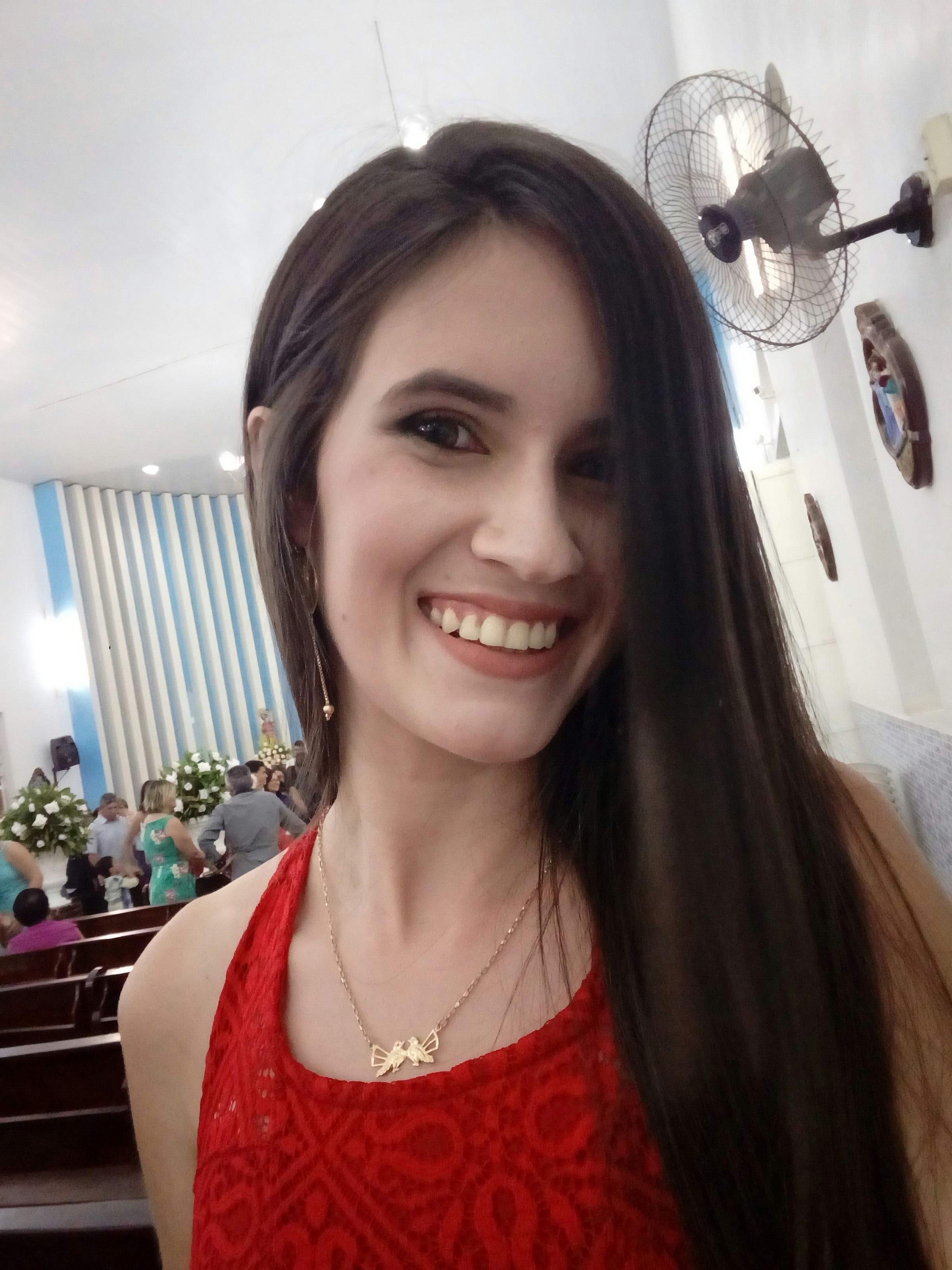 Samilly Nunes – Medium